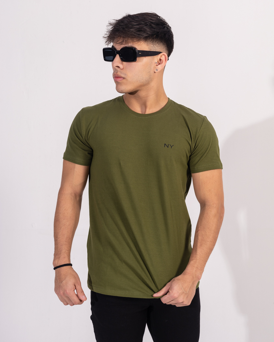 REMERA NY BASICA VERDE MUSGO 2 239nyb05vemg2 - New York - New York ...
