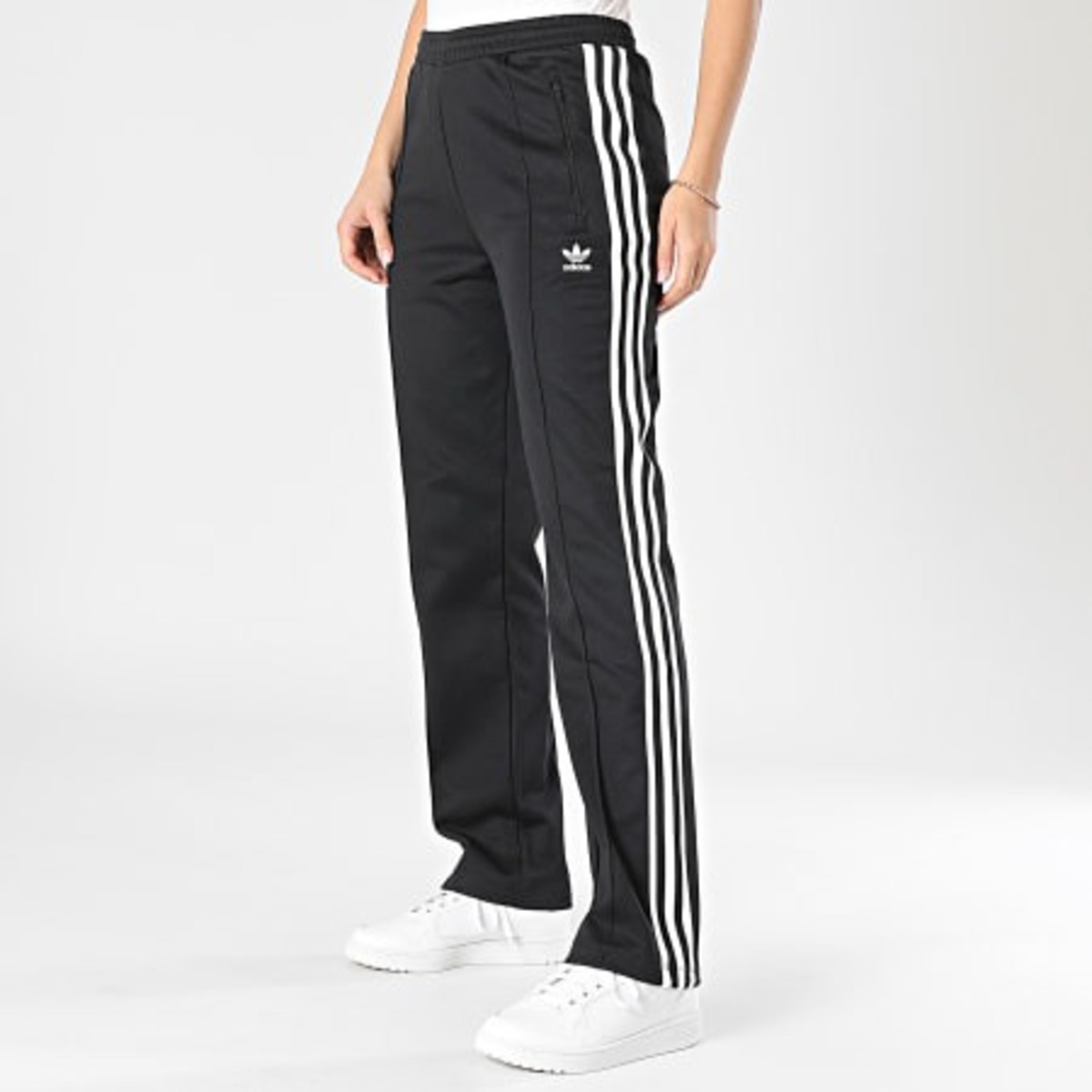 PANTALON ADIDAS BECKENBAUER TP NEGRO - Adidas Originals - New York ...